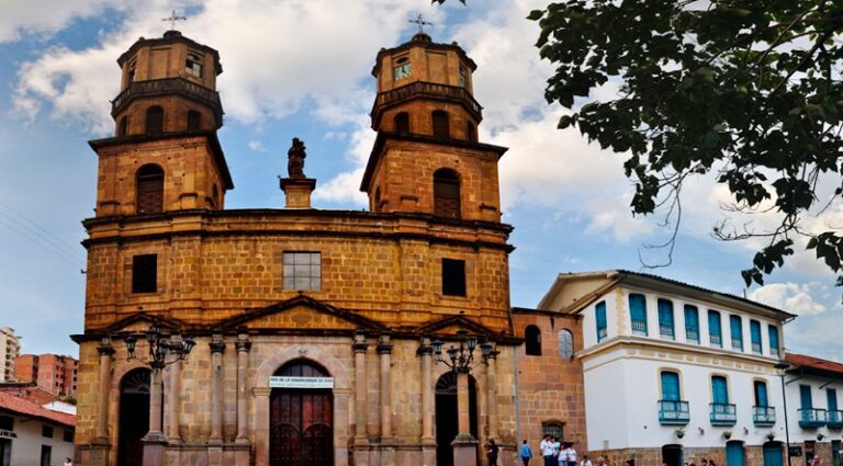 San Gil: capital de la aventura en Santander, guía turística