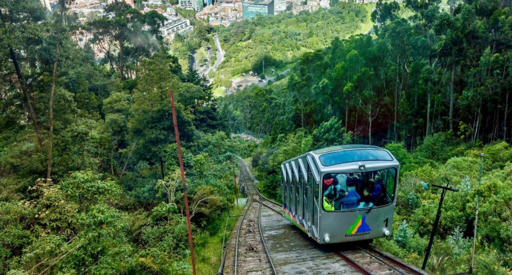 Monserrate: actividades para hacer y formas de subir a Monserrate