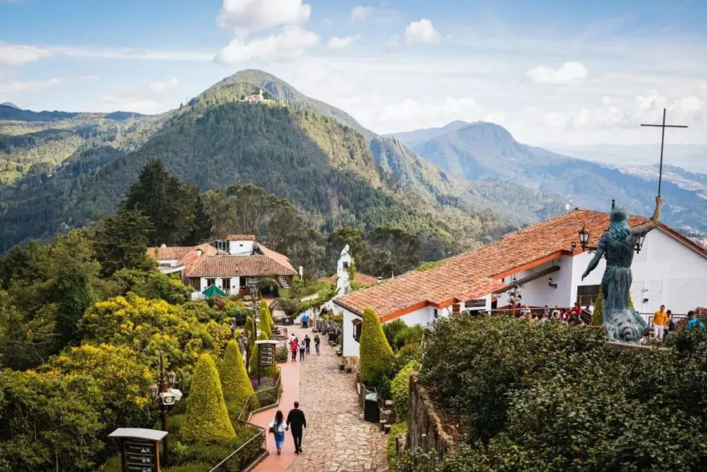Monserrate: actividades para hacer y formas de subir a Monserrate