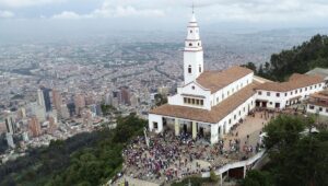 Monserrate: actividades para hacer y formas de subir a Monserrate